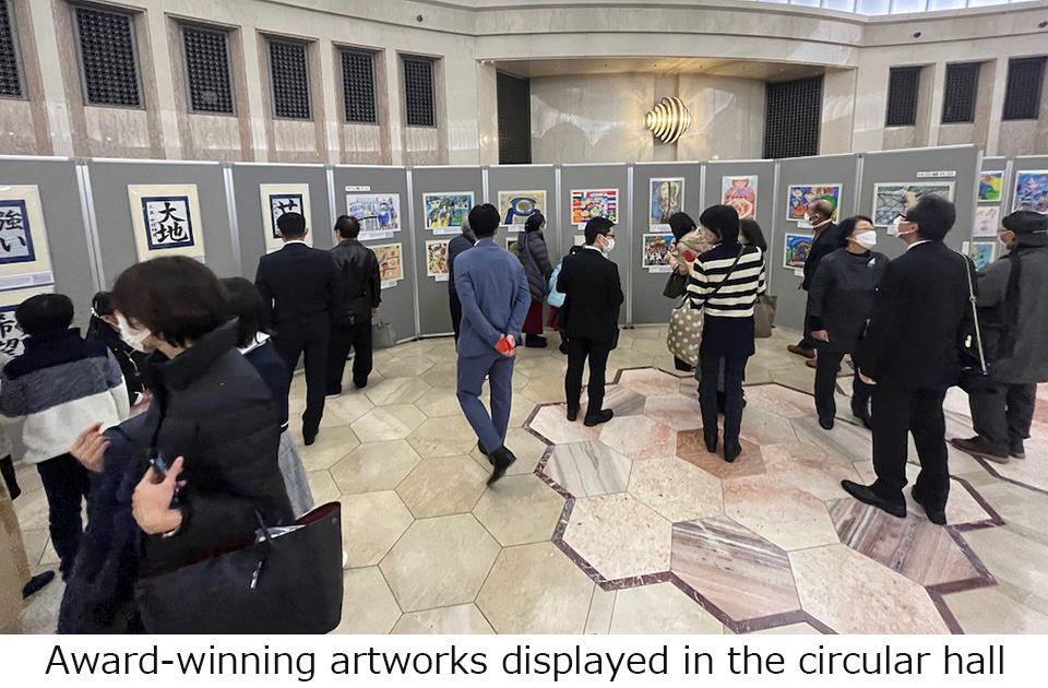 186,000 works exhibited at the 33rd MOA Museum of Art National ...